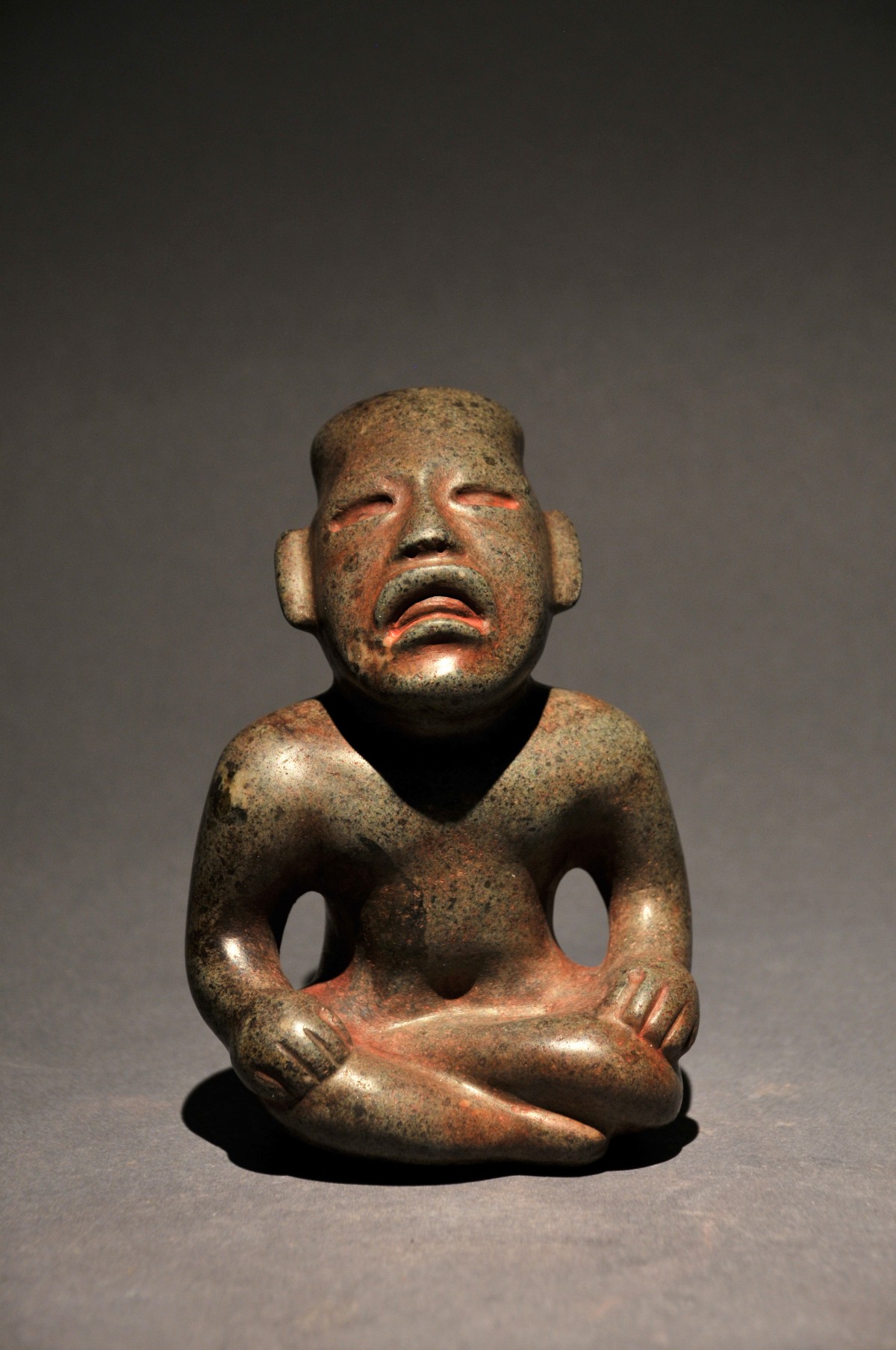 Olmec Seated Figure - William Siegal Gallery : William Siegal Gallery