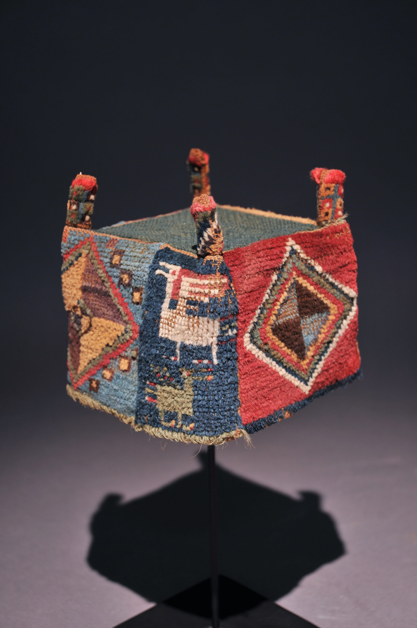 Huari Four Corner Hat - William Siegal Gallery : William Siegal Gallery