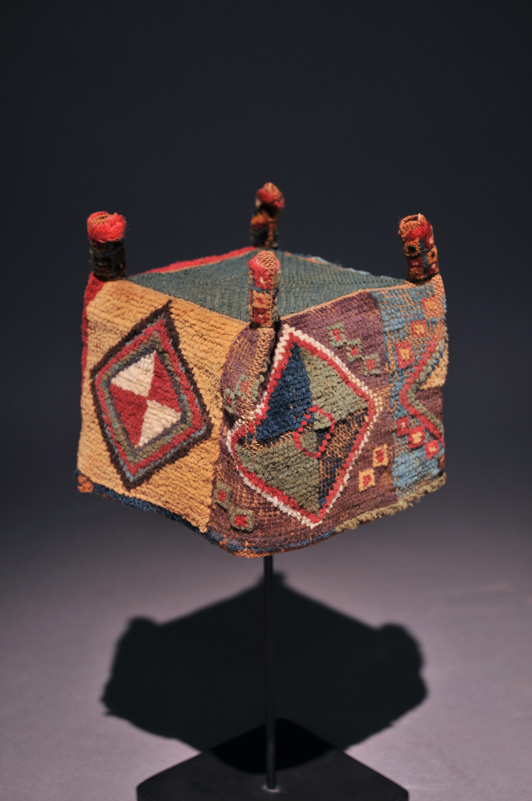 Huari Four Corner Hat - William Siegal Gallery : William Siegal Gallery